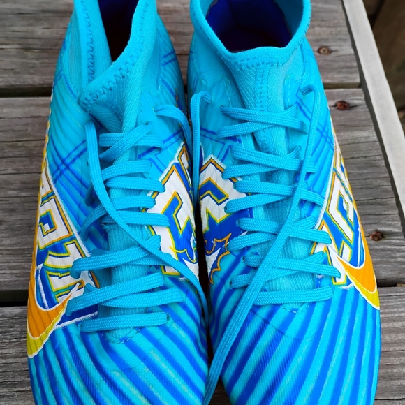 Nike | Other | Vibrant Blue Nike Athletic Cleats With Graphic Design ...